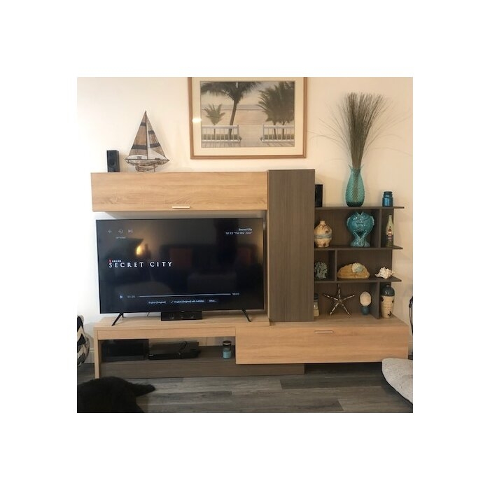 Wall Unit for TV with Asymmetrical Design Foter